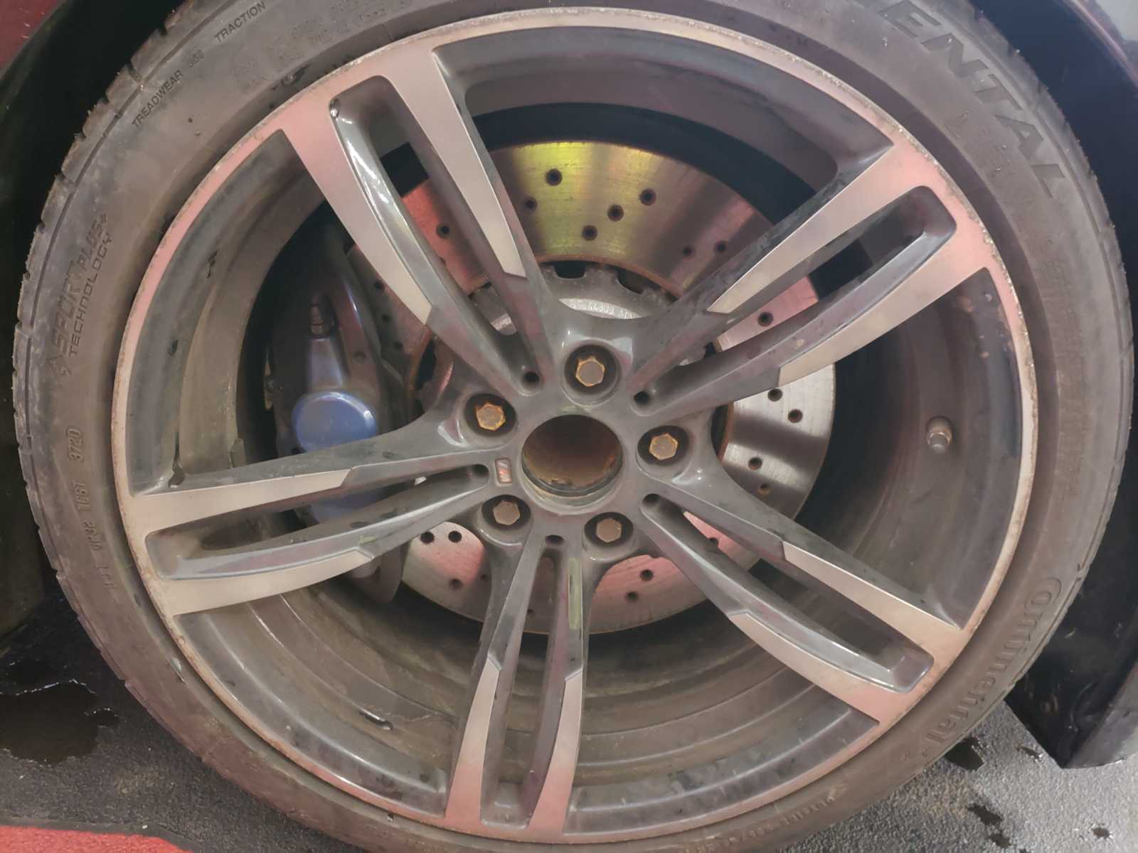 RR Wheel (Gouged)