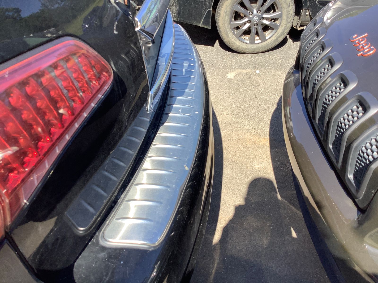 LF Door Edge (Chipped)