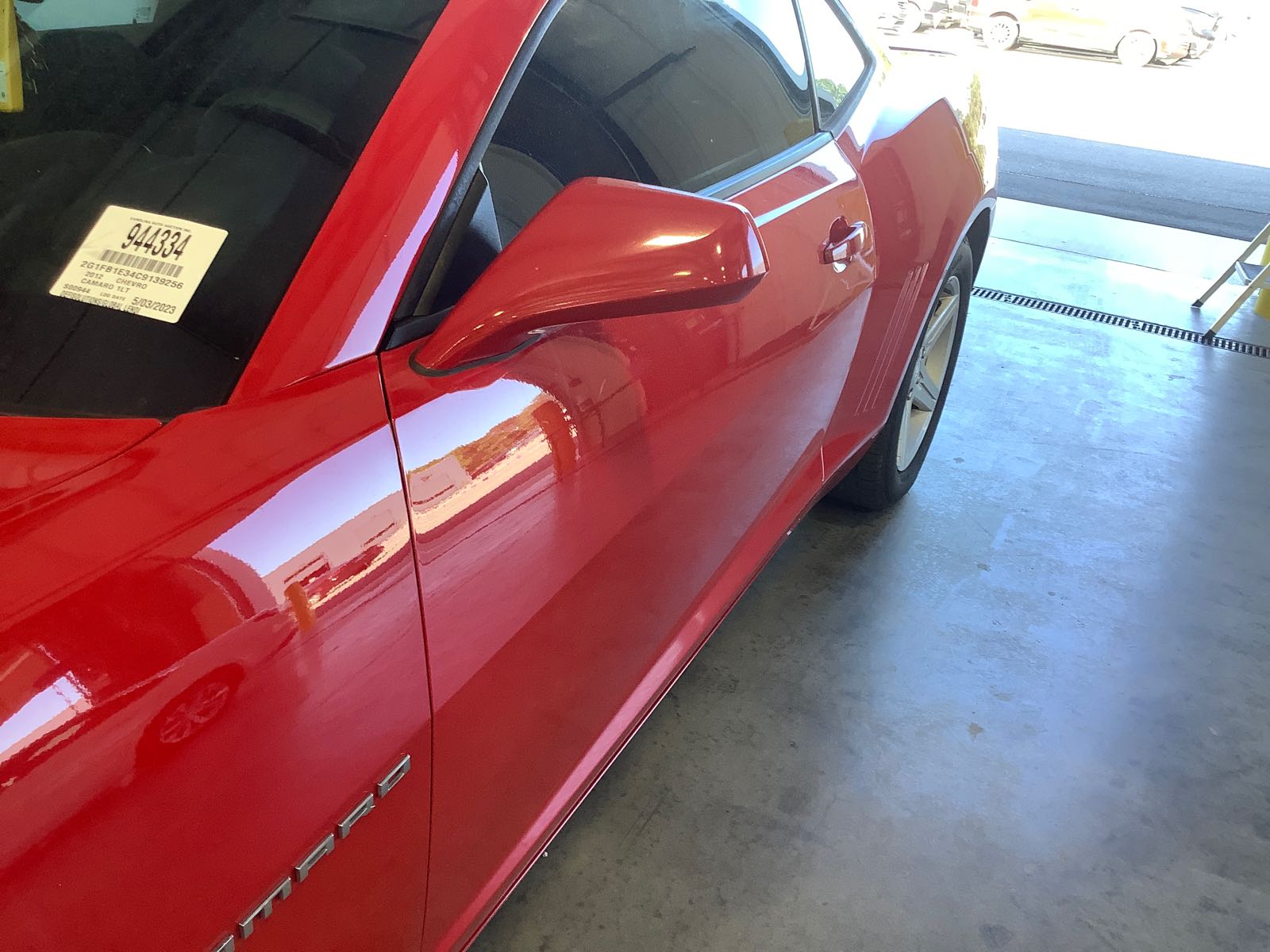 R Qtr Panel (Mult Dents/No Paint Dmg)