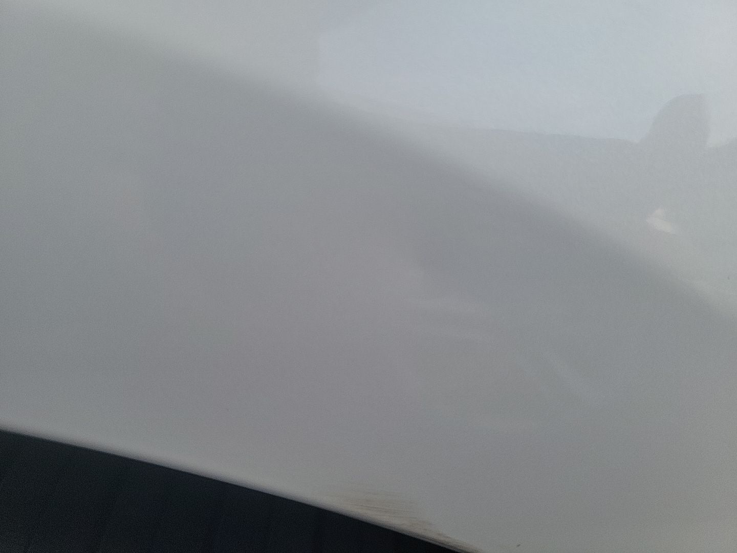 R Rocker Panel Molding (Scratch Heavy)