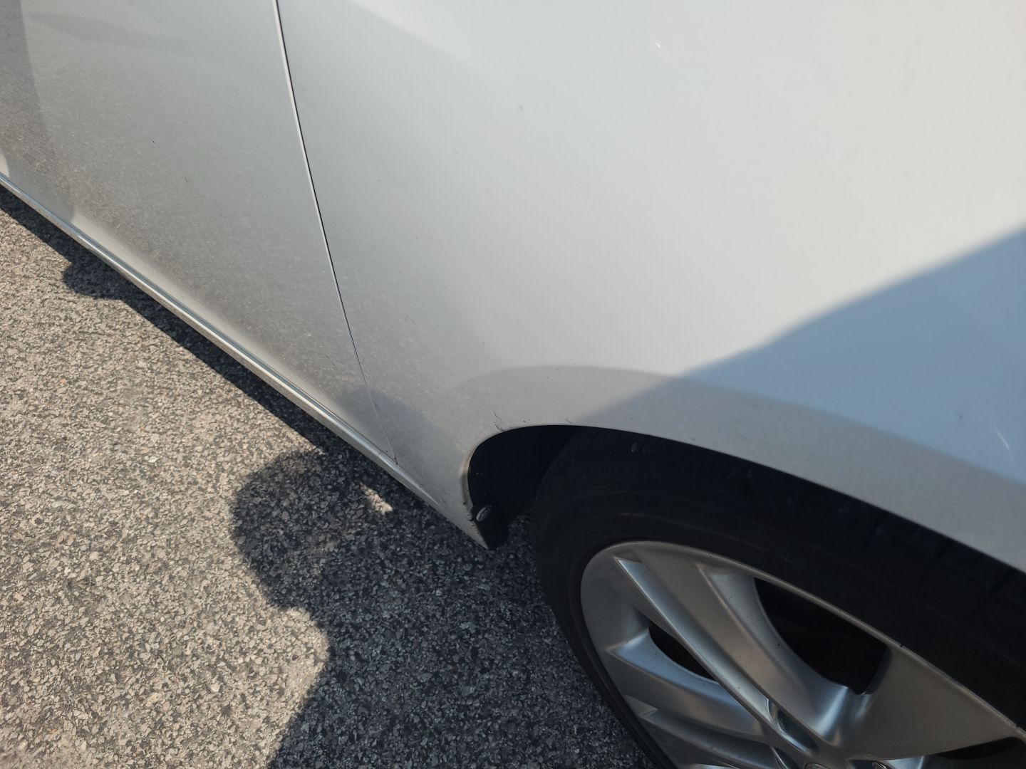 RF Fender (Chipped)