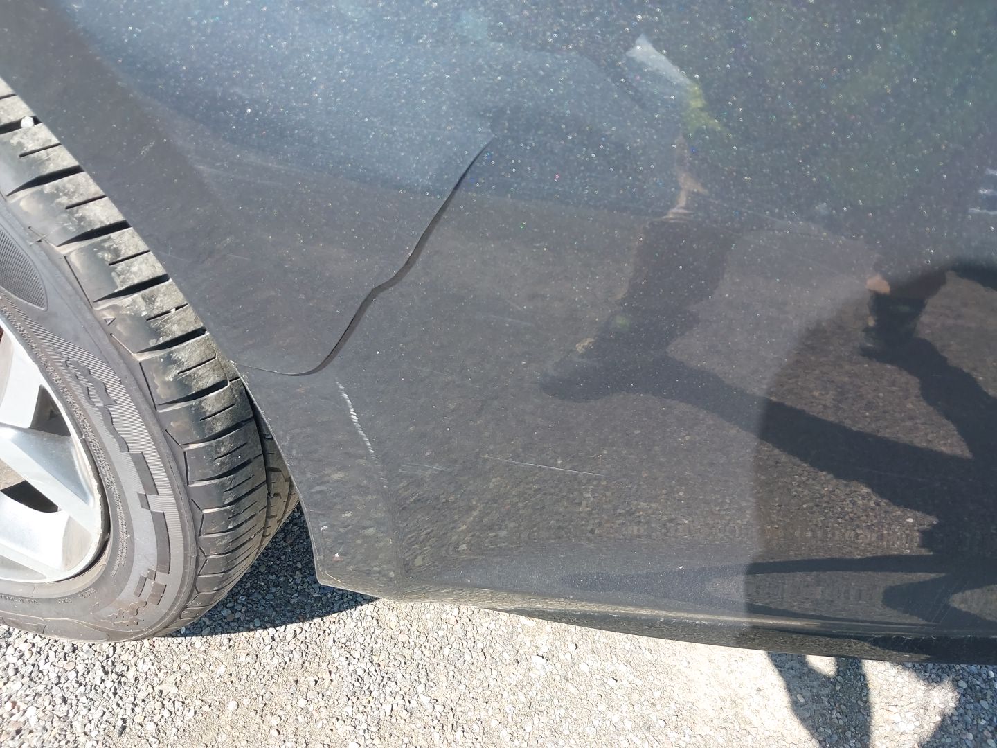 Windshield (Chipped)