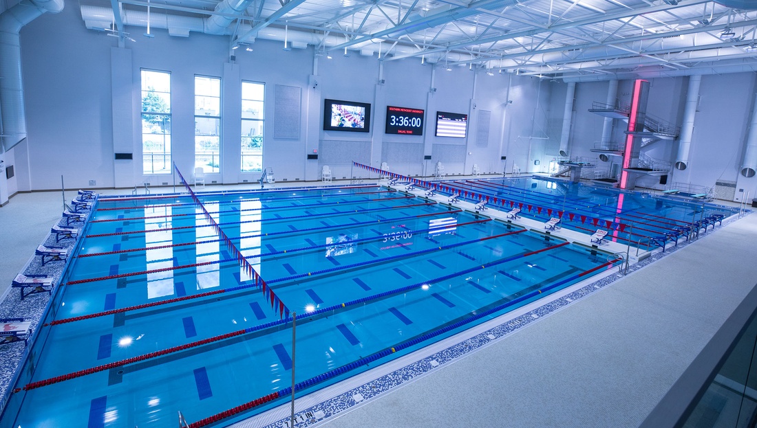 Robson & Lindley Aquatic Center