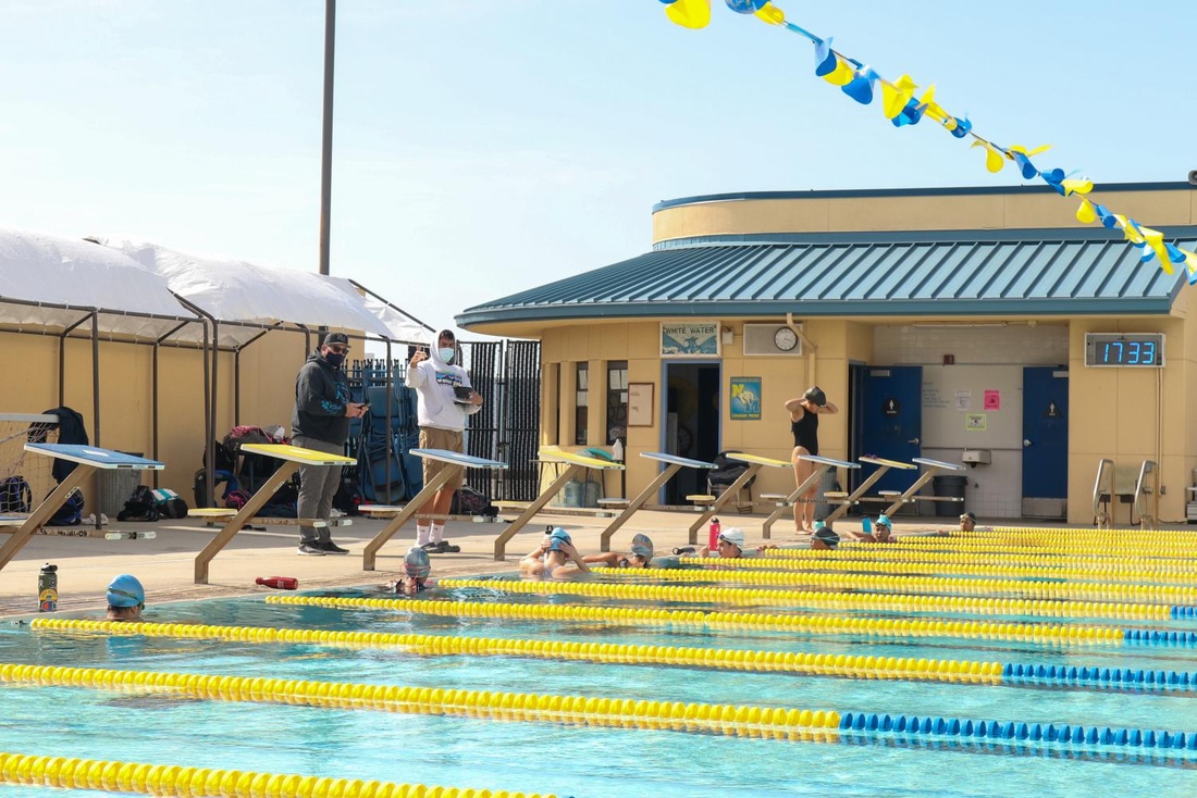 Newark Memorial High Athletics - Swimming pool