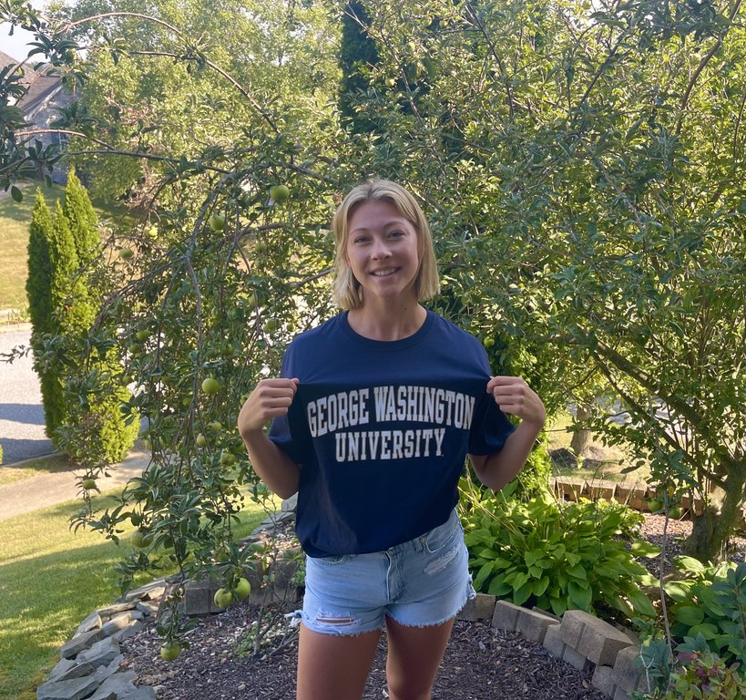 Zoe Schneider | Swimcloud