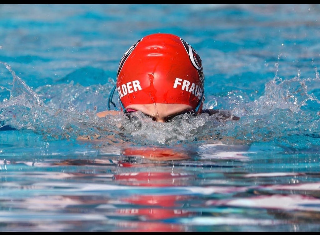 Lorelai Frauenfelder | Swimcloud