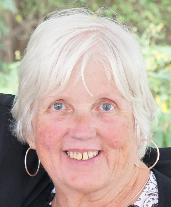 Elizabeth Wolfe's Instagram, Twitter & Facebook on IDCrawl