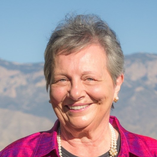 Joanne Thomas's Instagram, Twitter & Facebook on IDCrawl