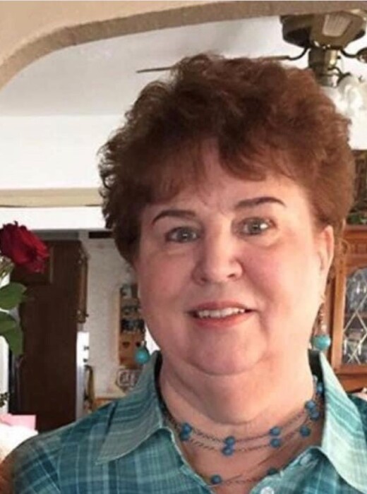 Rose Davis's Instagram, Twitter & Facebook on IDCrawl