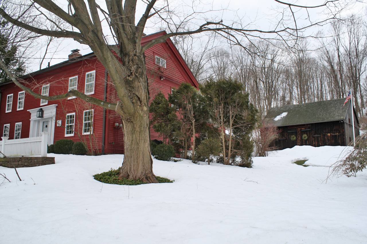 477 Simsbury Road (Rte 185), Bloomfield () | Historic Barns of Connecticut