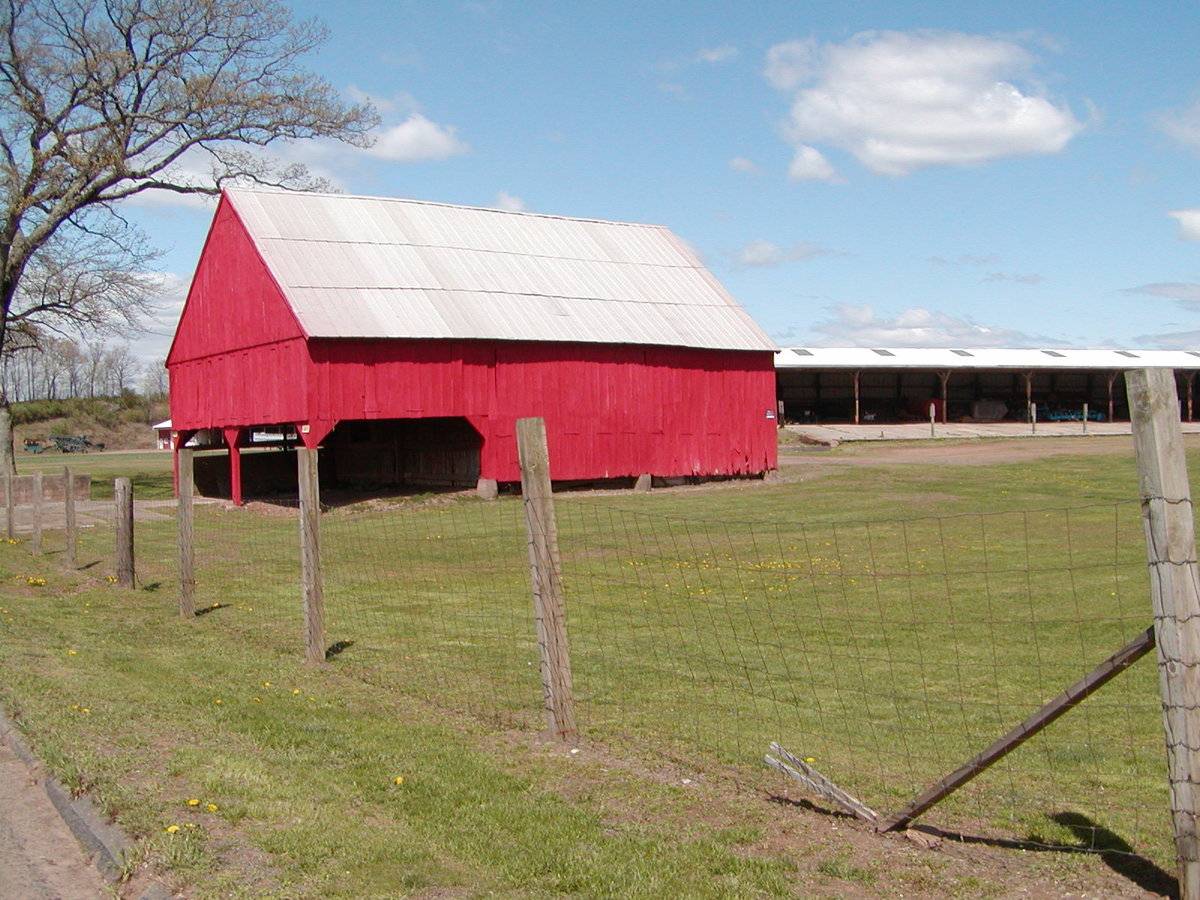 144 Muddy Brook, Ellington (Central Valley) | Historic Barns of Connecticut