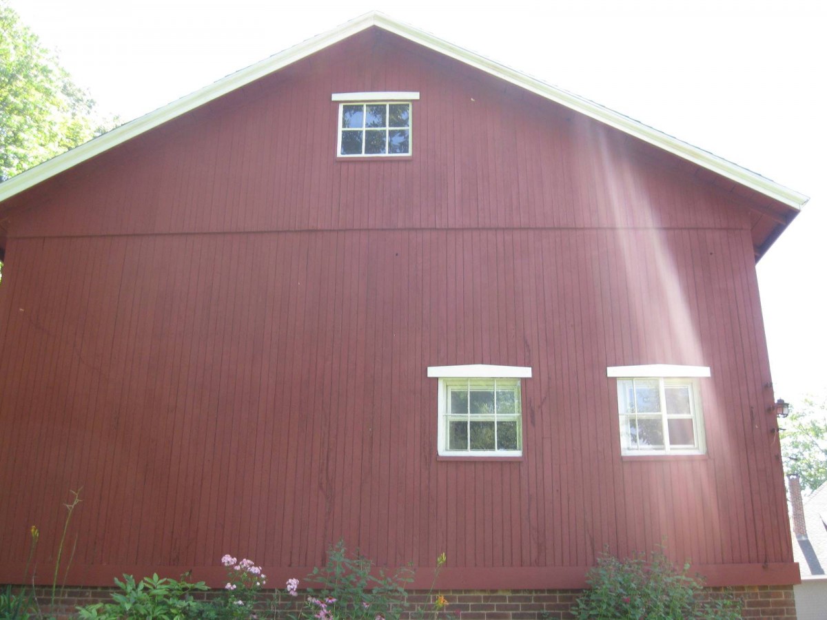 Pleasant View / Phelan Barn (323 North River Street, Guilford (Eastern ...