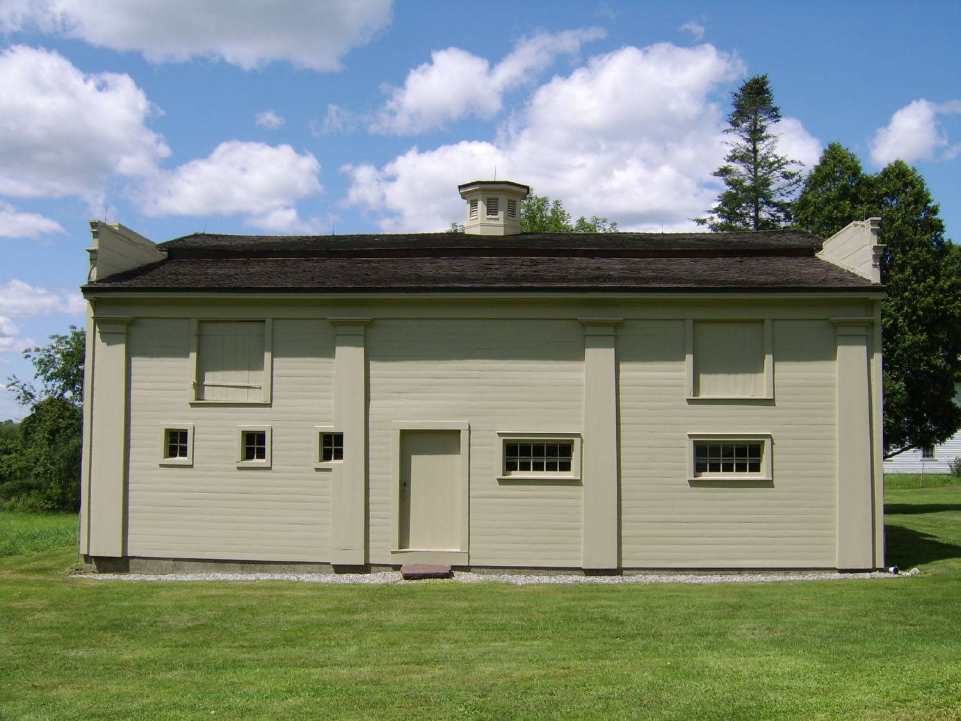 Wadsworth Stable (169 West Town Street, Lebanon (Eastern Uplands ...