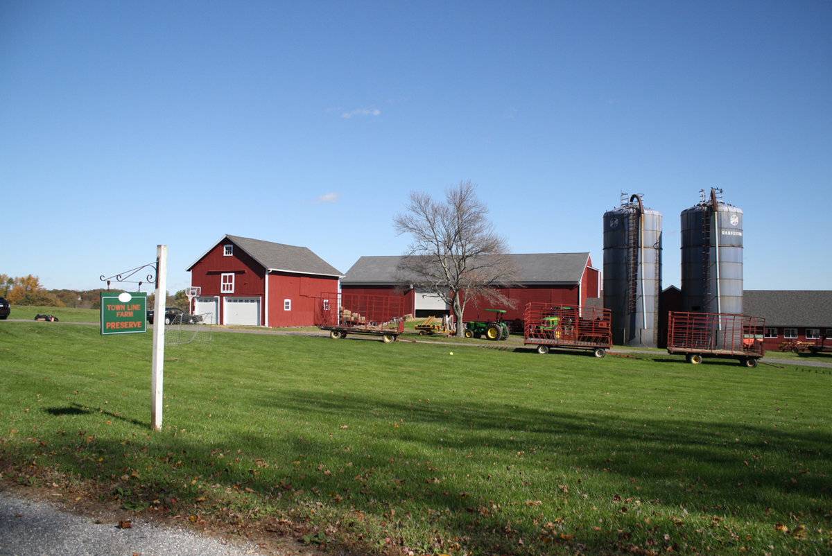 Stuart Family Farm (38 Town Line Road, Roxbury (Western Uplands ...