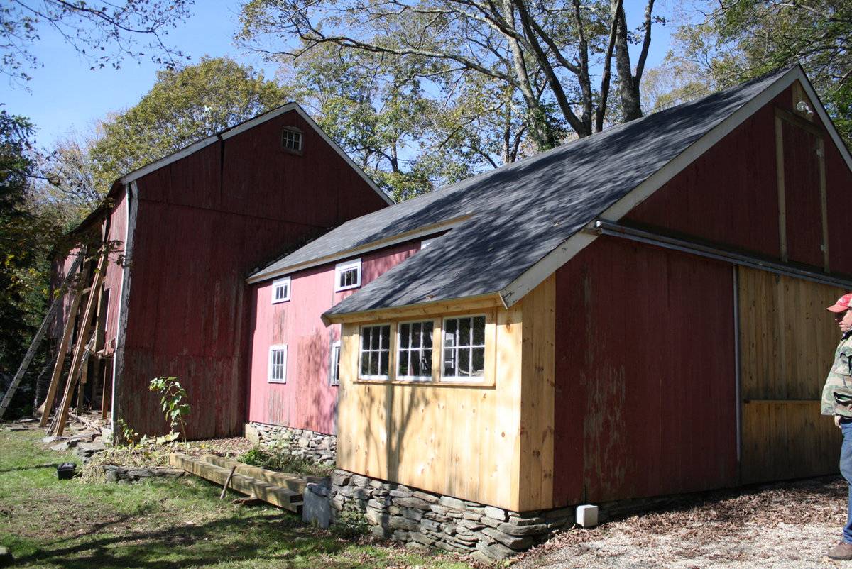 Charles Glover Farmstead/Lacy Barn (27 Wakelee Road, Roxbury (Western ...
