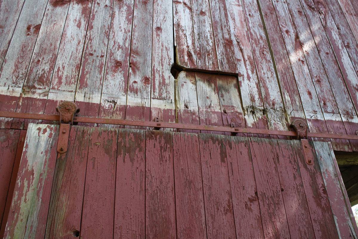 Charles Glover Farmstead/Lacy Barn (27 Wakelee Road, Roxbury (Western ...