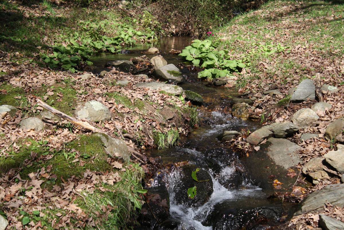 Charles Glover Farmstead/Lacy Barn (27 Wakelee Road, Roxbury (Western ...