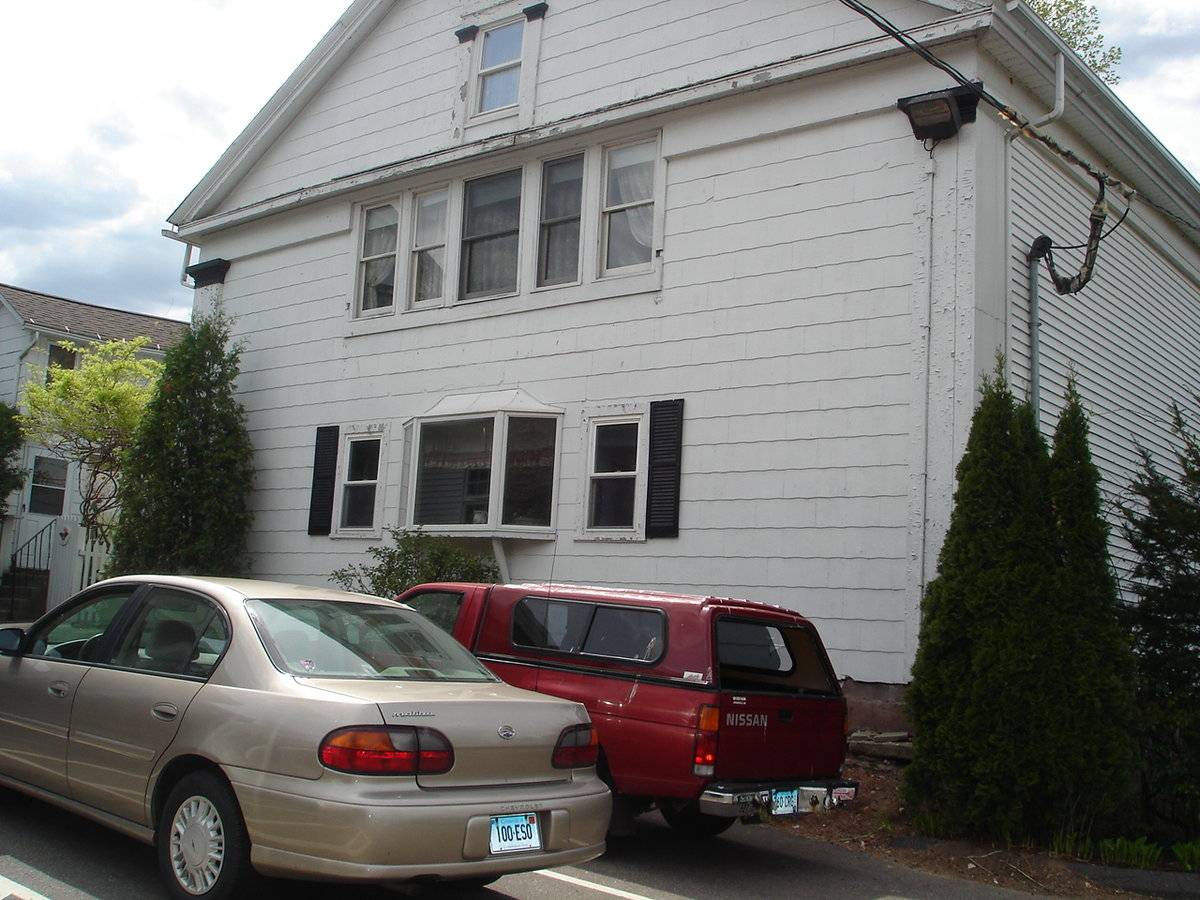 Somers Inn (585 Main Street (Rte 190), Somers (Central Valley ...