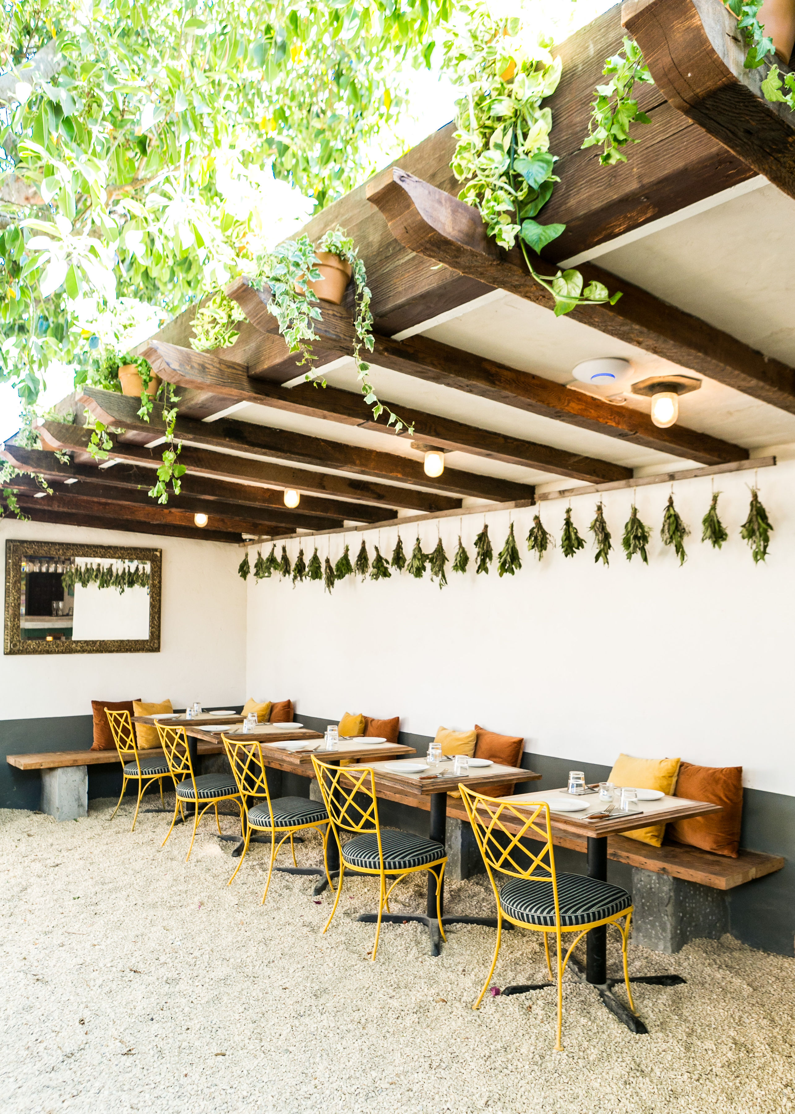 Learn about Bacari - W. 3rd part of Bacari | Culinary Agents