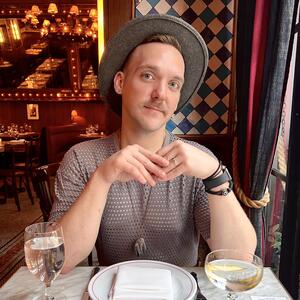 Andrew Sak-Sikalias's professional profile | Culinary Agents