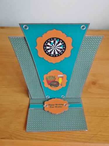 Lads night in triangle easel card - CUP847942_20842 | Craftsuprint