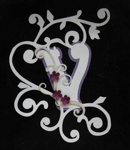 Embellished letter V - CUP1211760_1577 | Craftsuprint