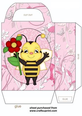 Cute Pink Floral Bee Gift Bag 2 - CUP381119_659 | Craftsuprint