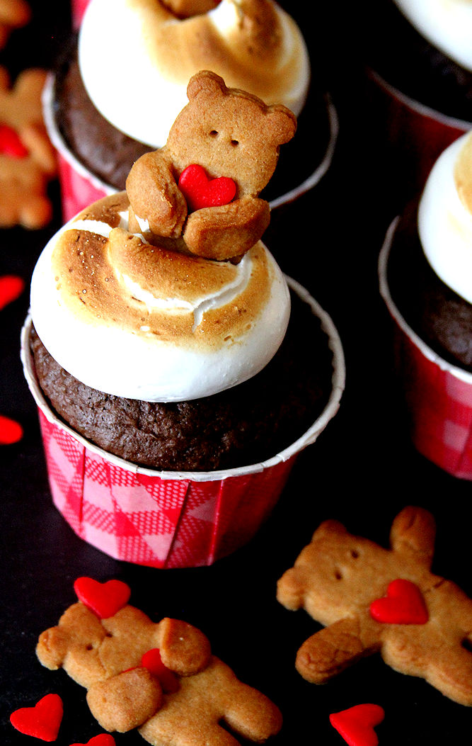 “I Love You S’Mores!” Cupcakes: Chocolate Cupcakes, Toasted Marshmallow ...