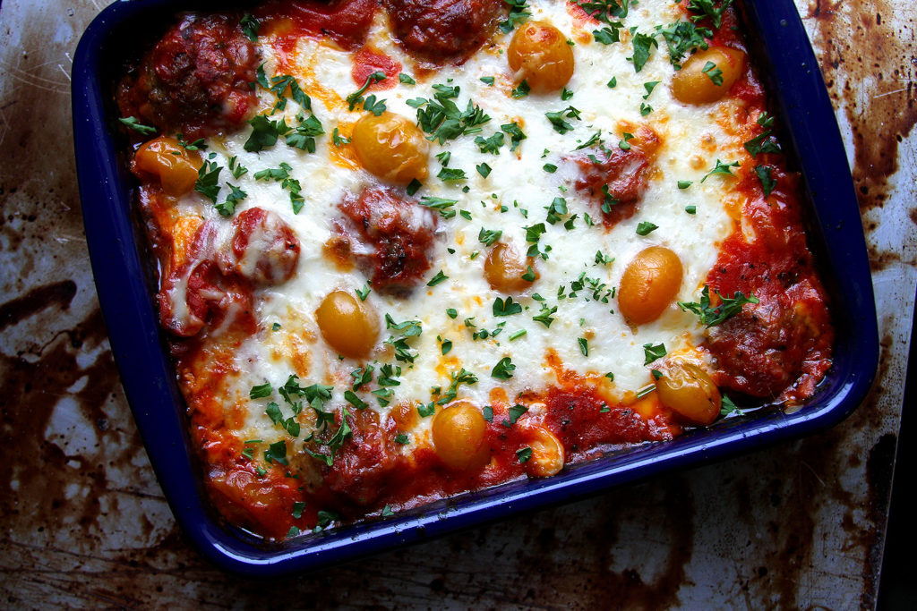 Cheesy Stuffed Shells with Meatballs and Cherry Tomatoes – A Cup of ...