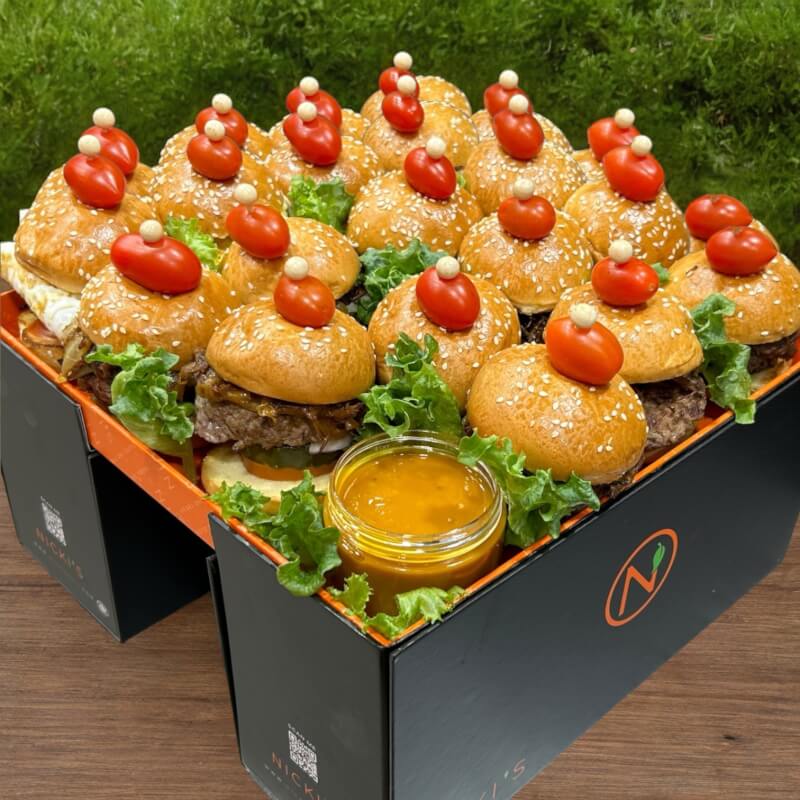 Nicki's - Taste the Fresh