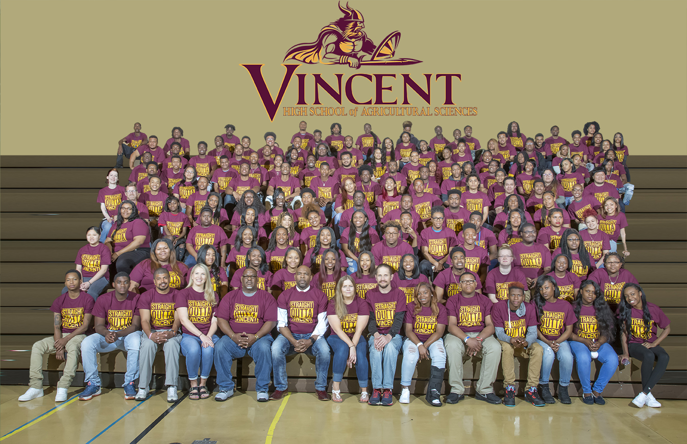 Seniors Class Of 2017 Wallpaper
