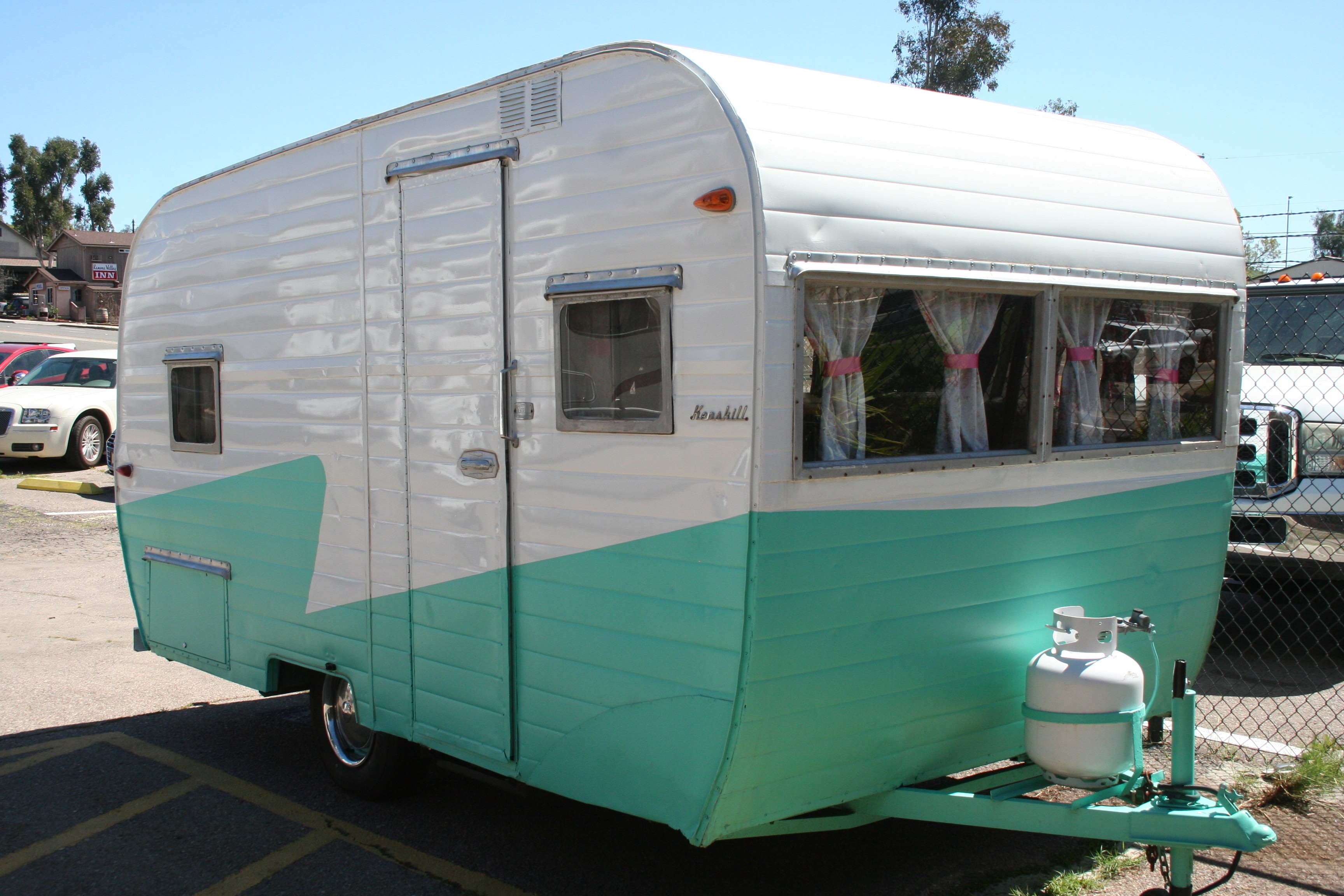 All About Fun RV Rentals Sales & Service Motorhome Travel Trailer Tent ...