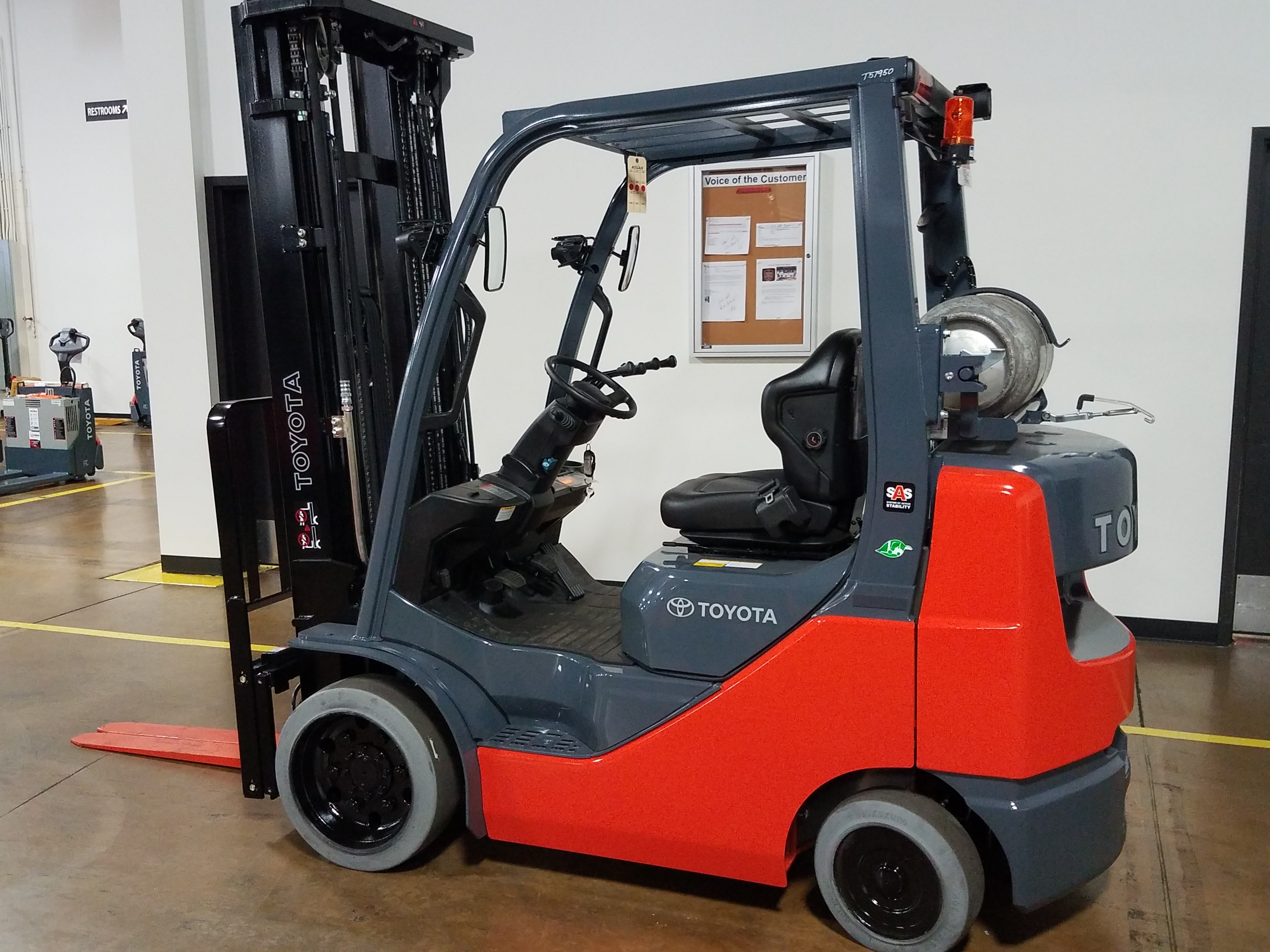 Toyota Industrial Equipment 8FGCU25