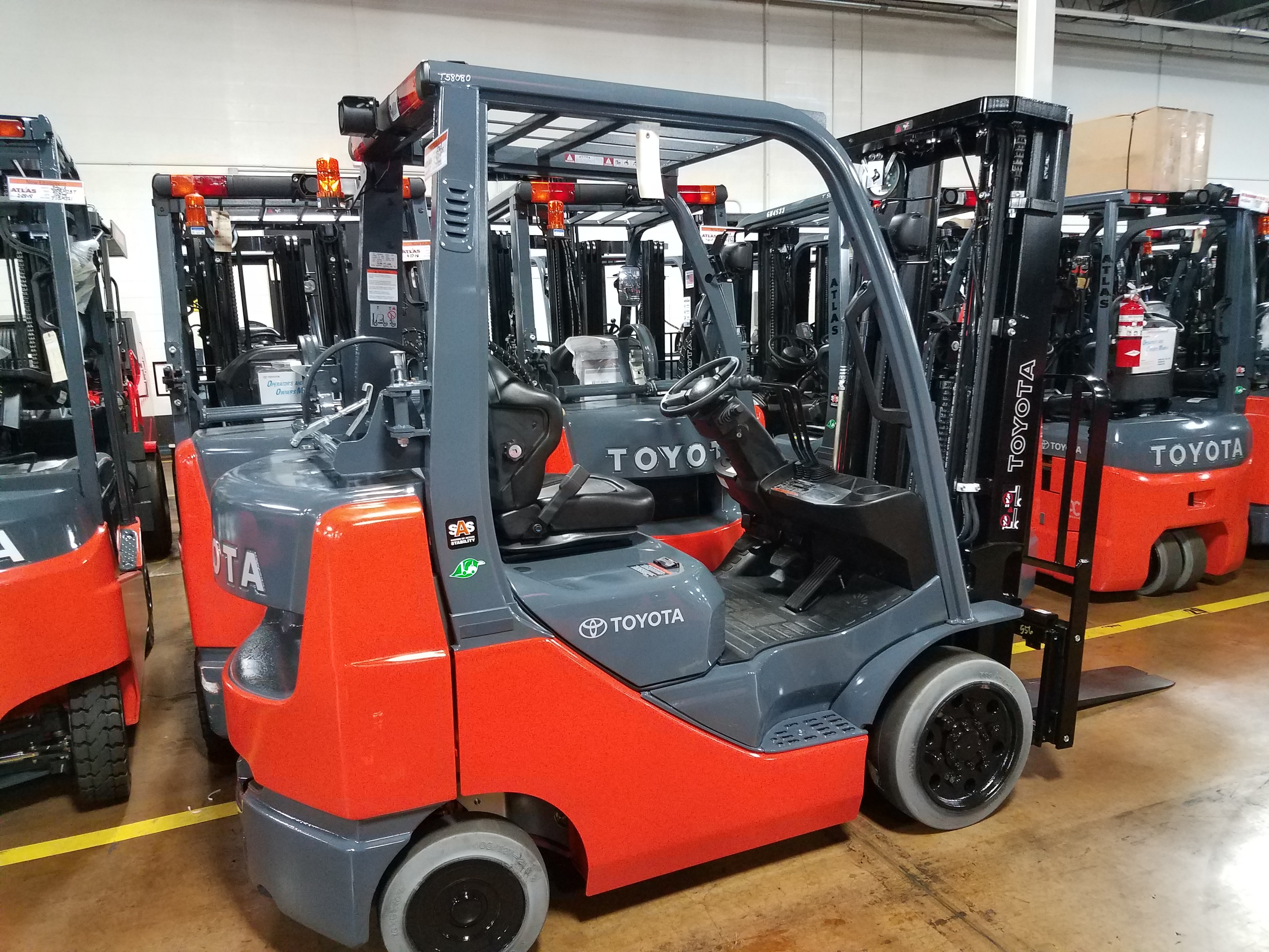 Toyota Industrial Equipment 8FGCU25