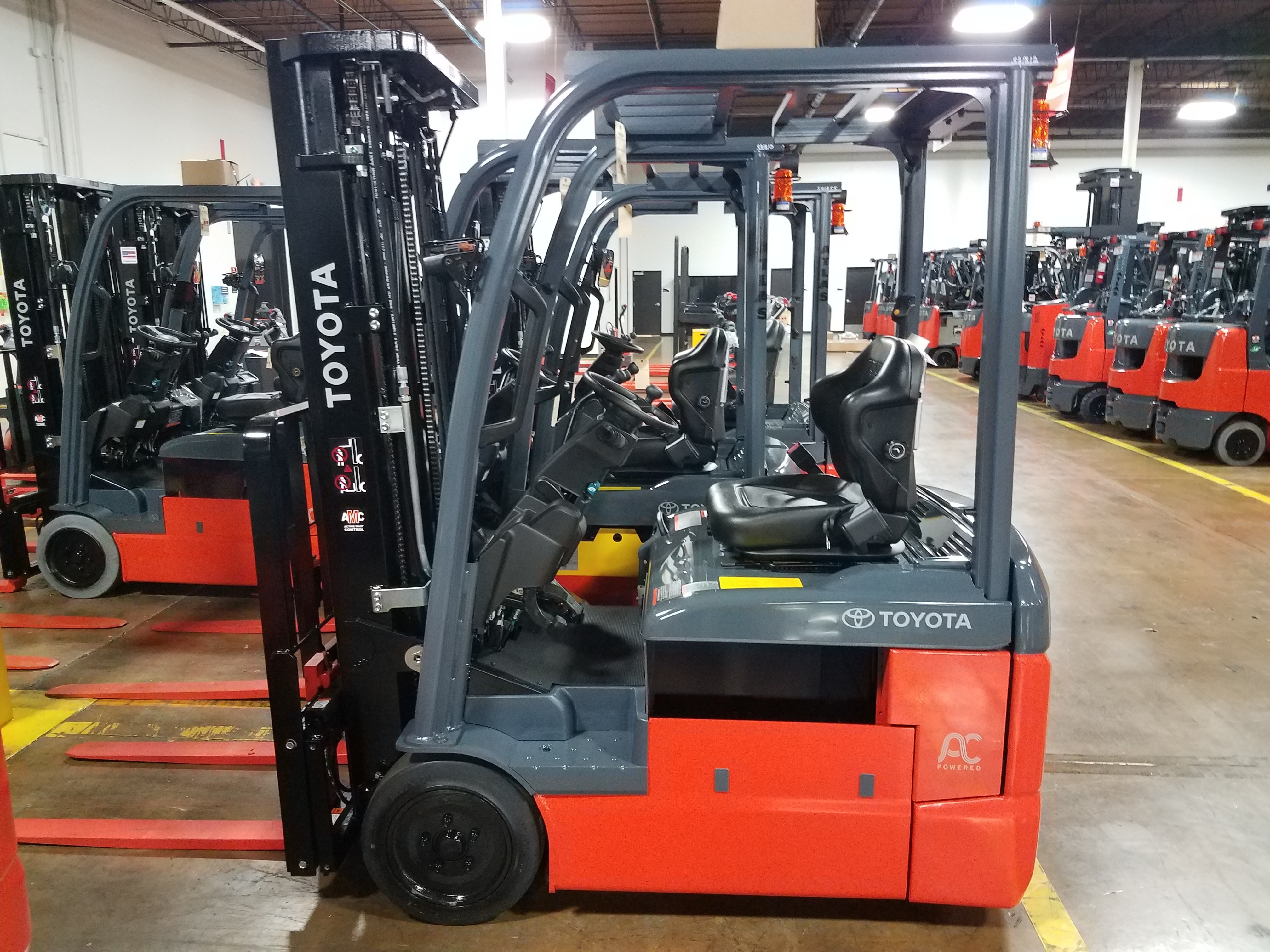Forklifts for Sale in Chicago | Rent Used Forklifts | Atlas Toyota