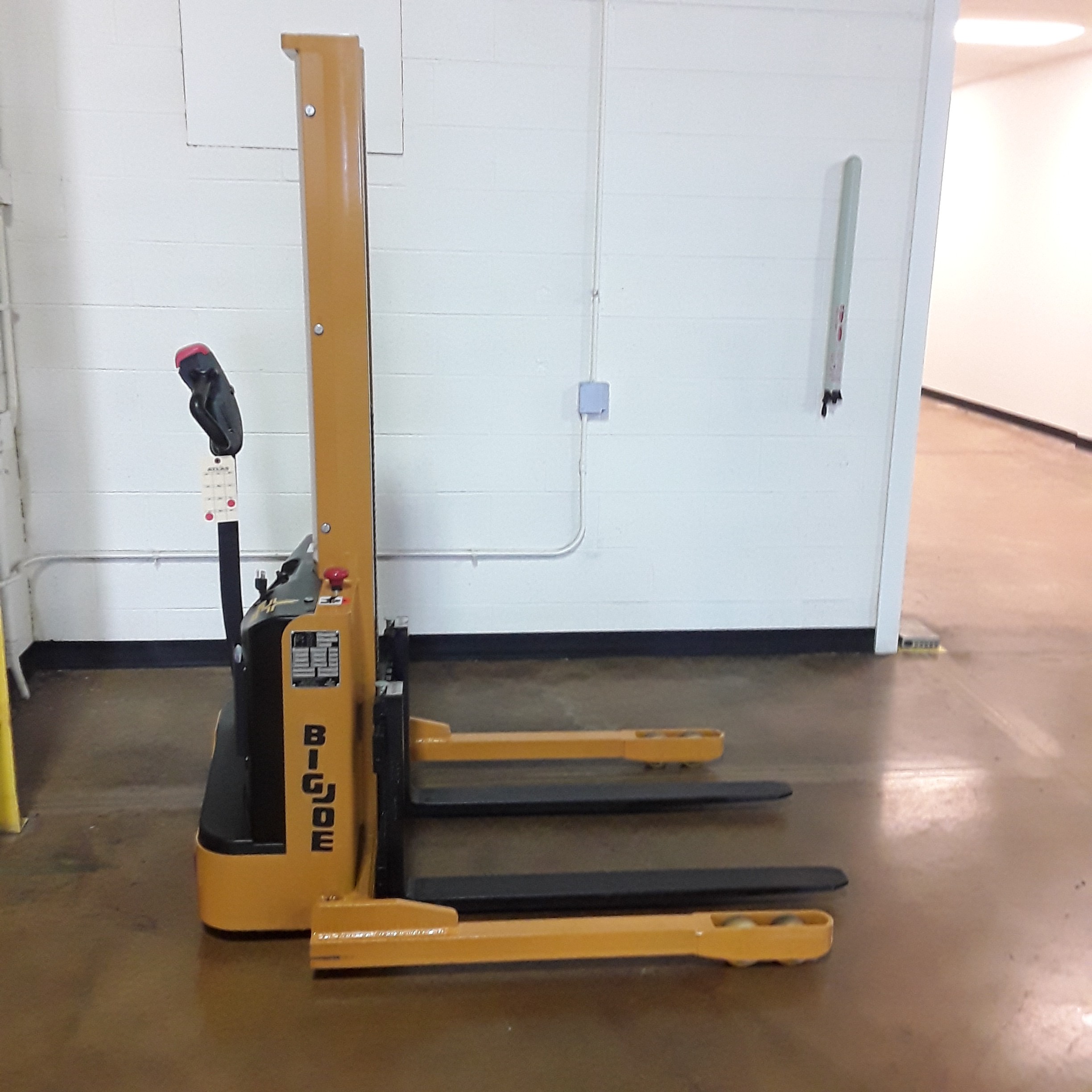 Forklifts for Sale in Chicago | Rent Used Forklifts | Atlas Toyota