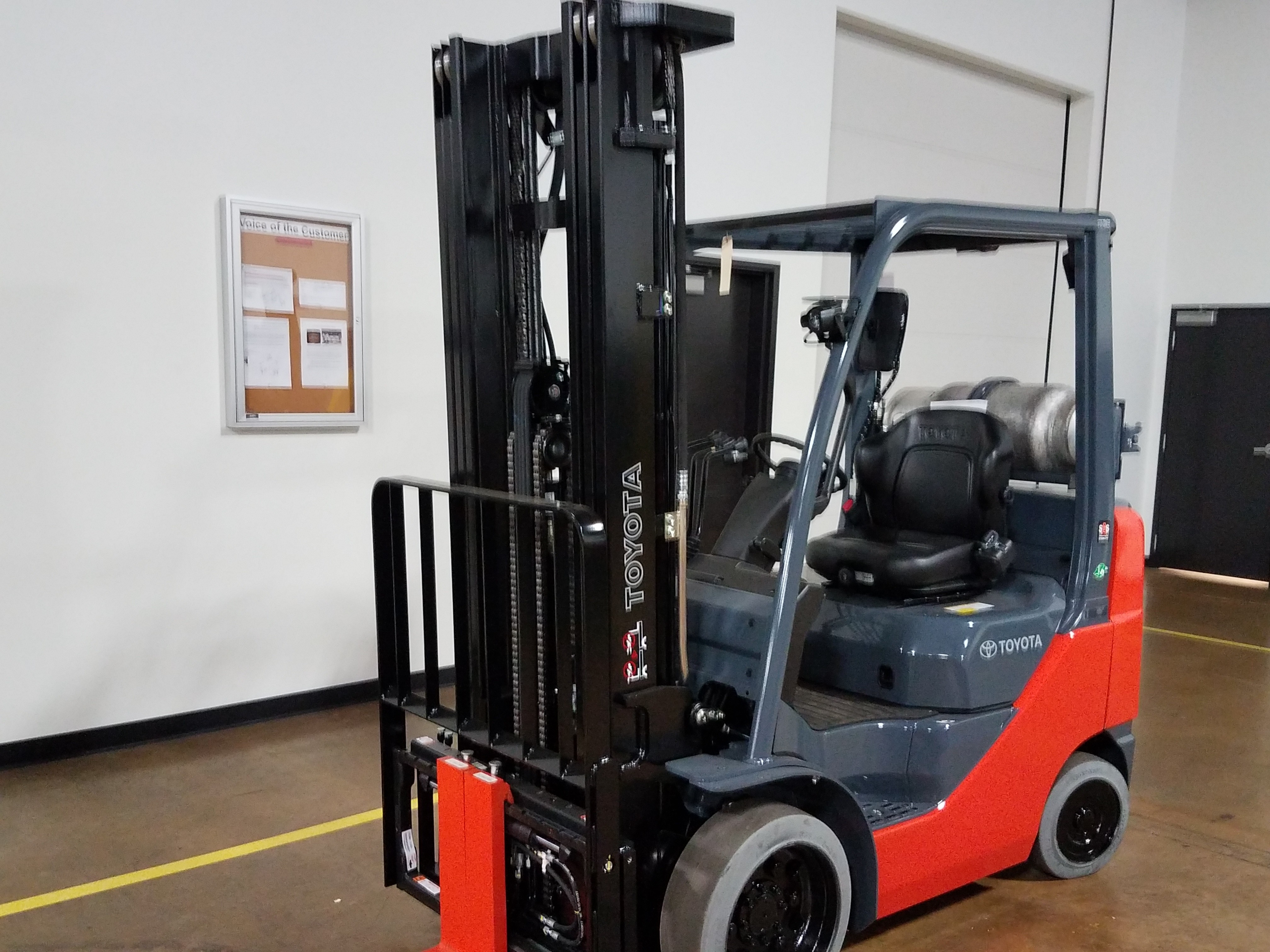 2017 Toyota Industrial Equipment 8FGCU25