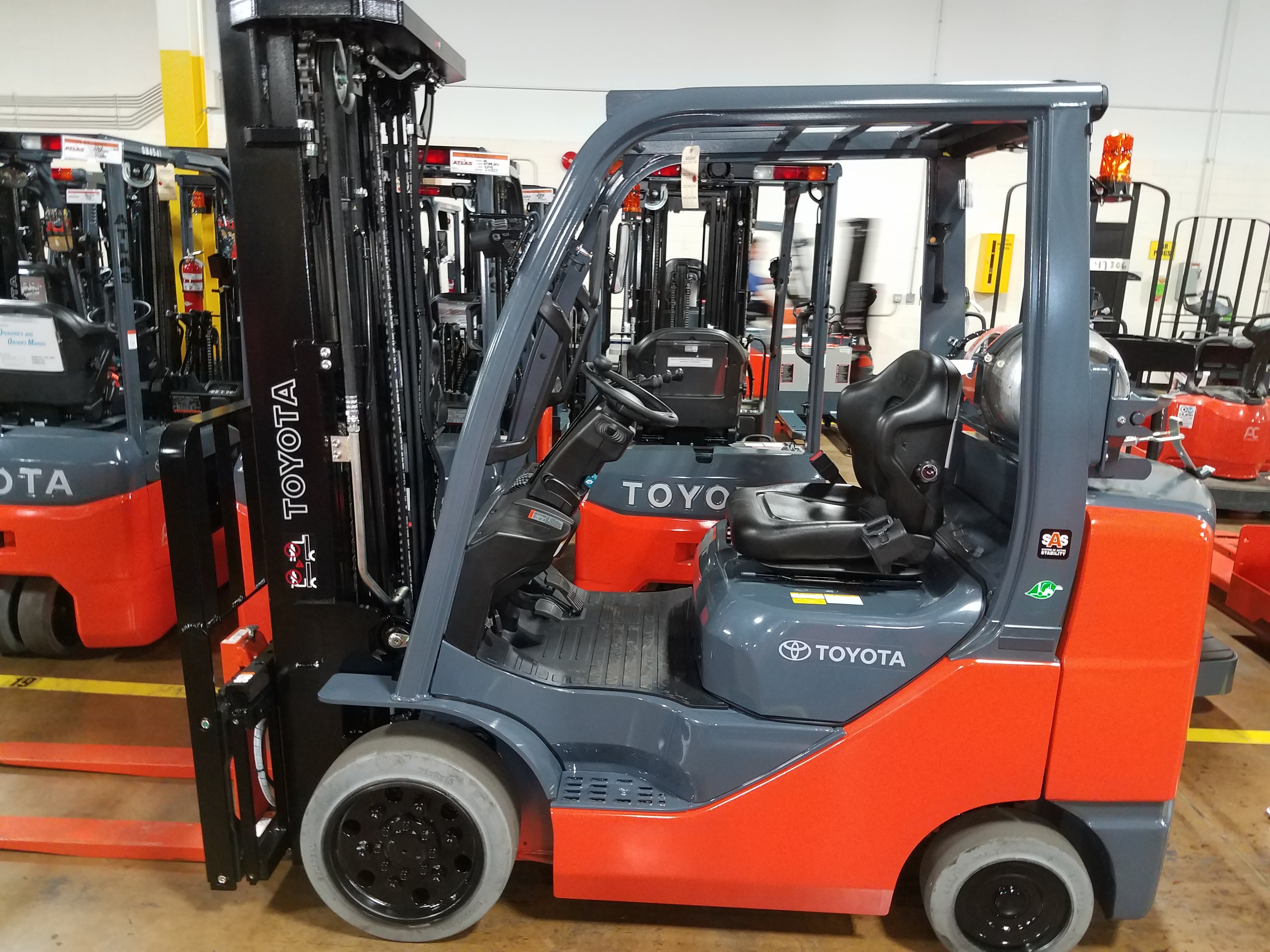 2017 Toyota Industrial Equipment 8FGCU25
