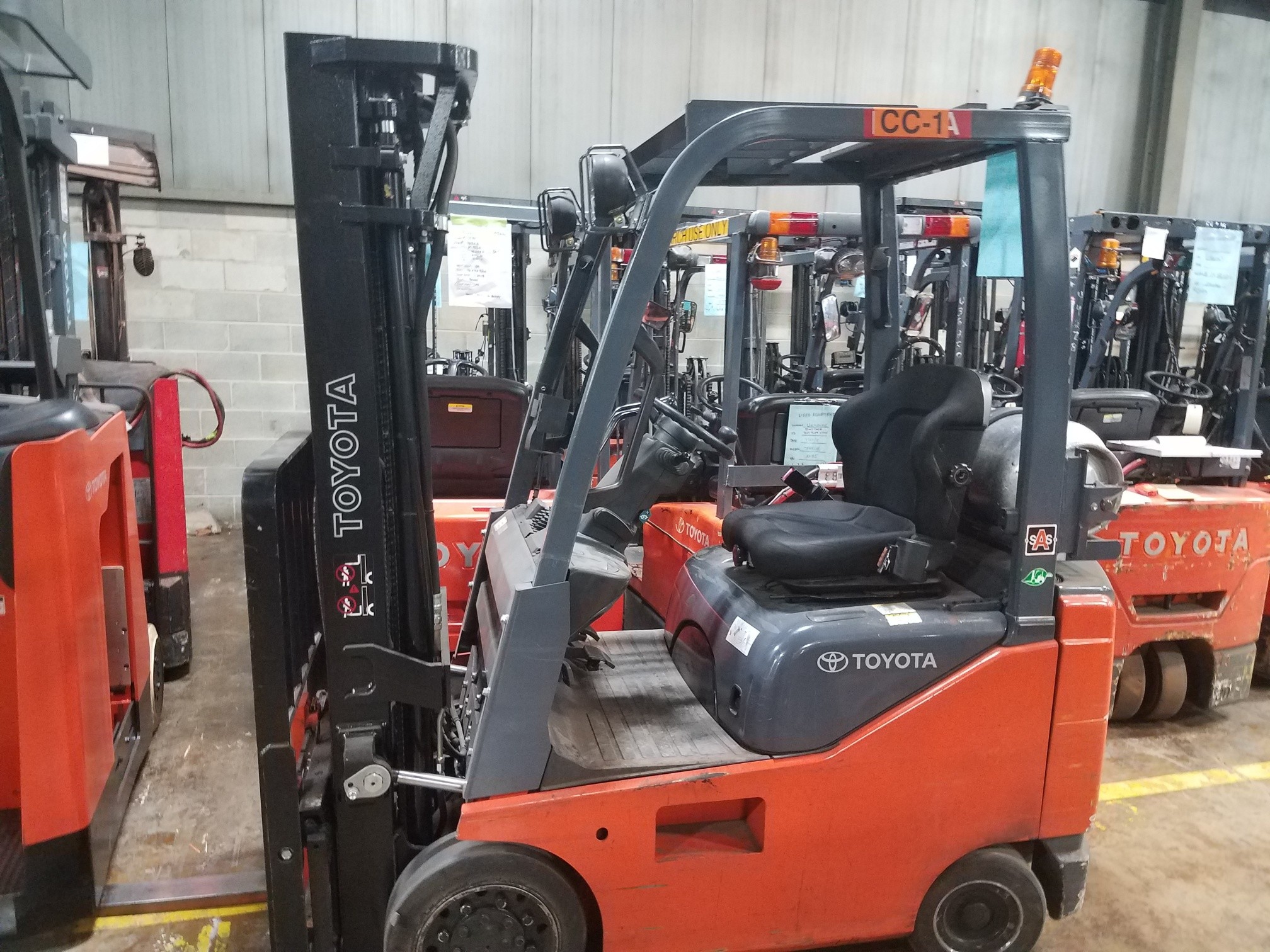 Forklifts for Sale in Chicago | Rent Used Forklifts | Atlas Toyota