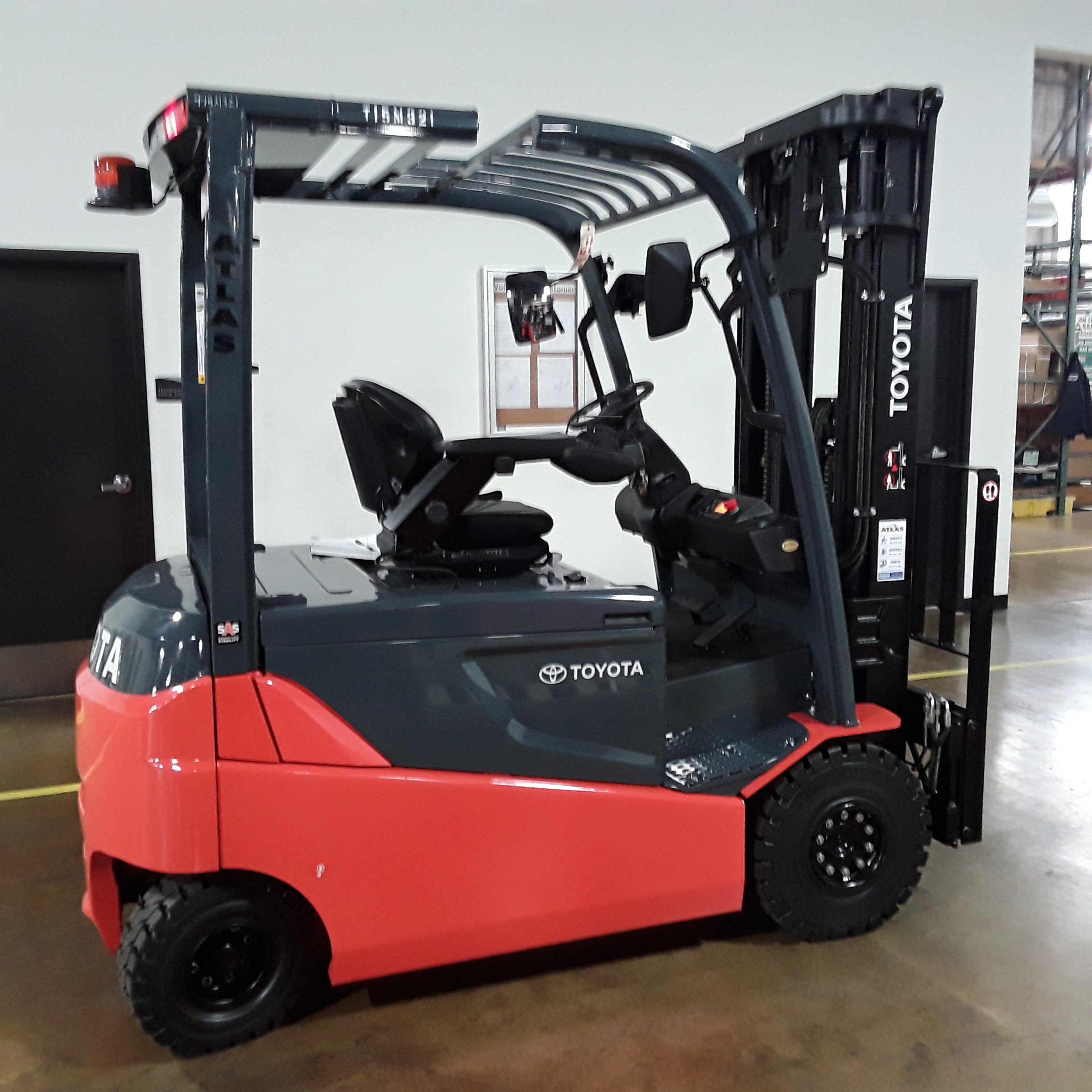 Toyota Forklift Dealer - Forklift Rental | Atlas Toyota