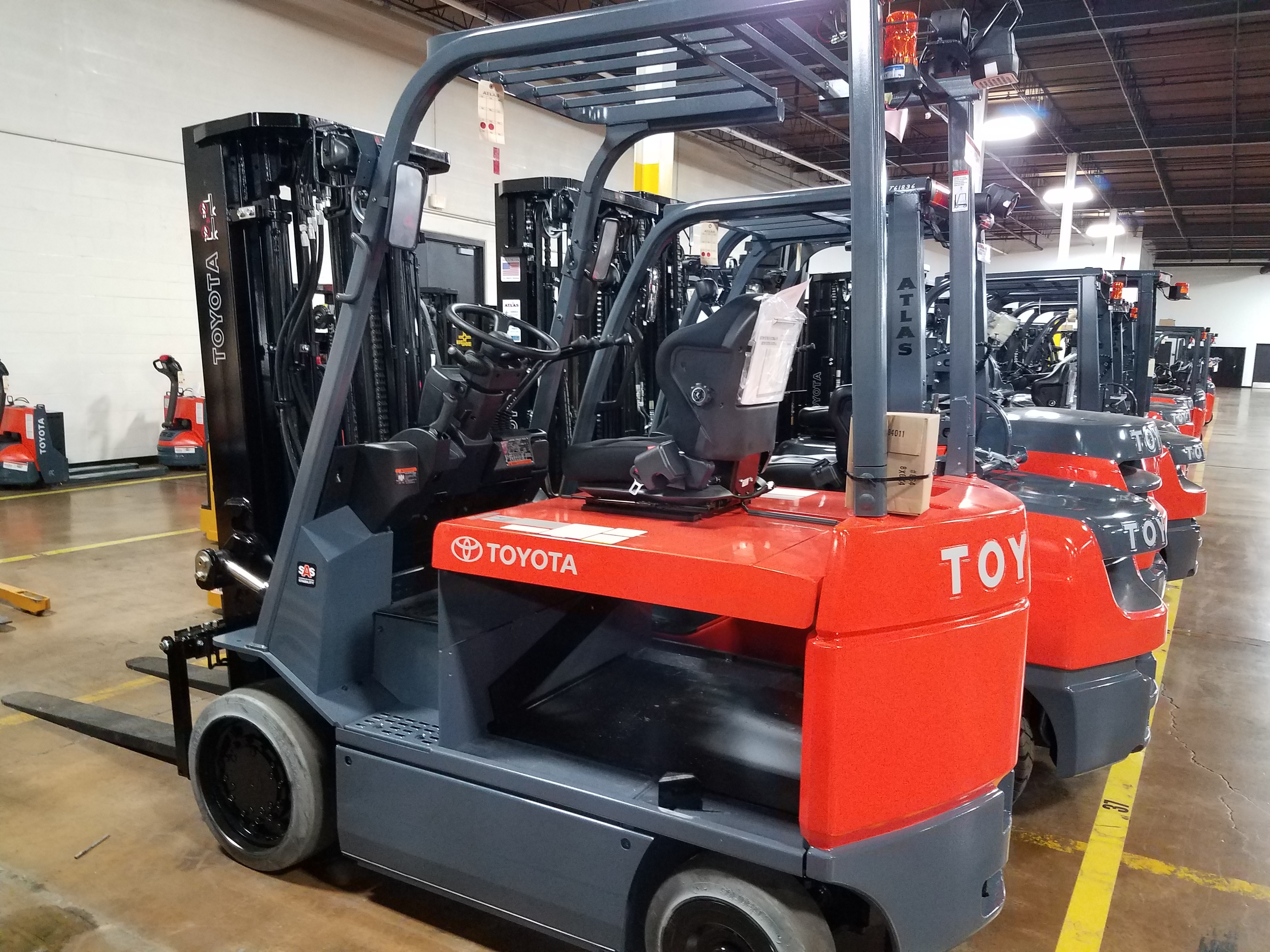 Toyota Industrial Equipment 7FBCU35