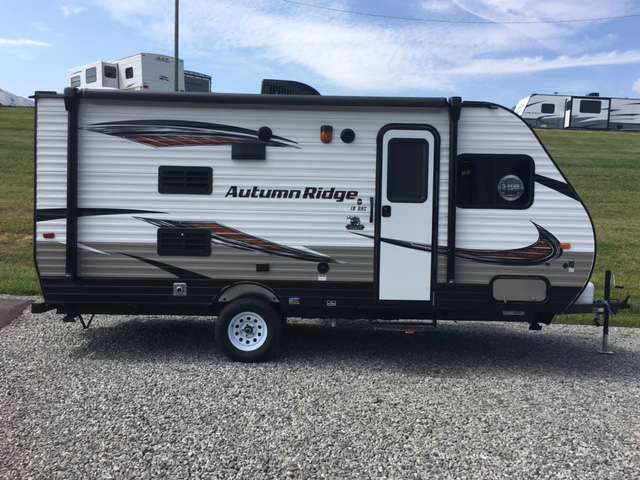 2018 Starcraft Autumn Ridge Outfitter 18BHS