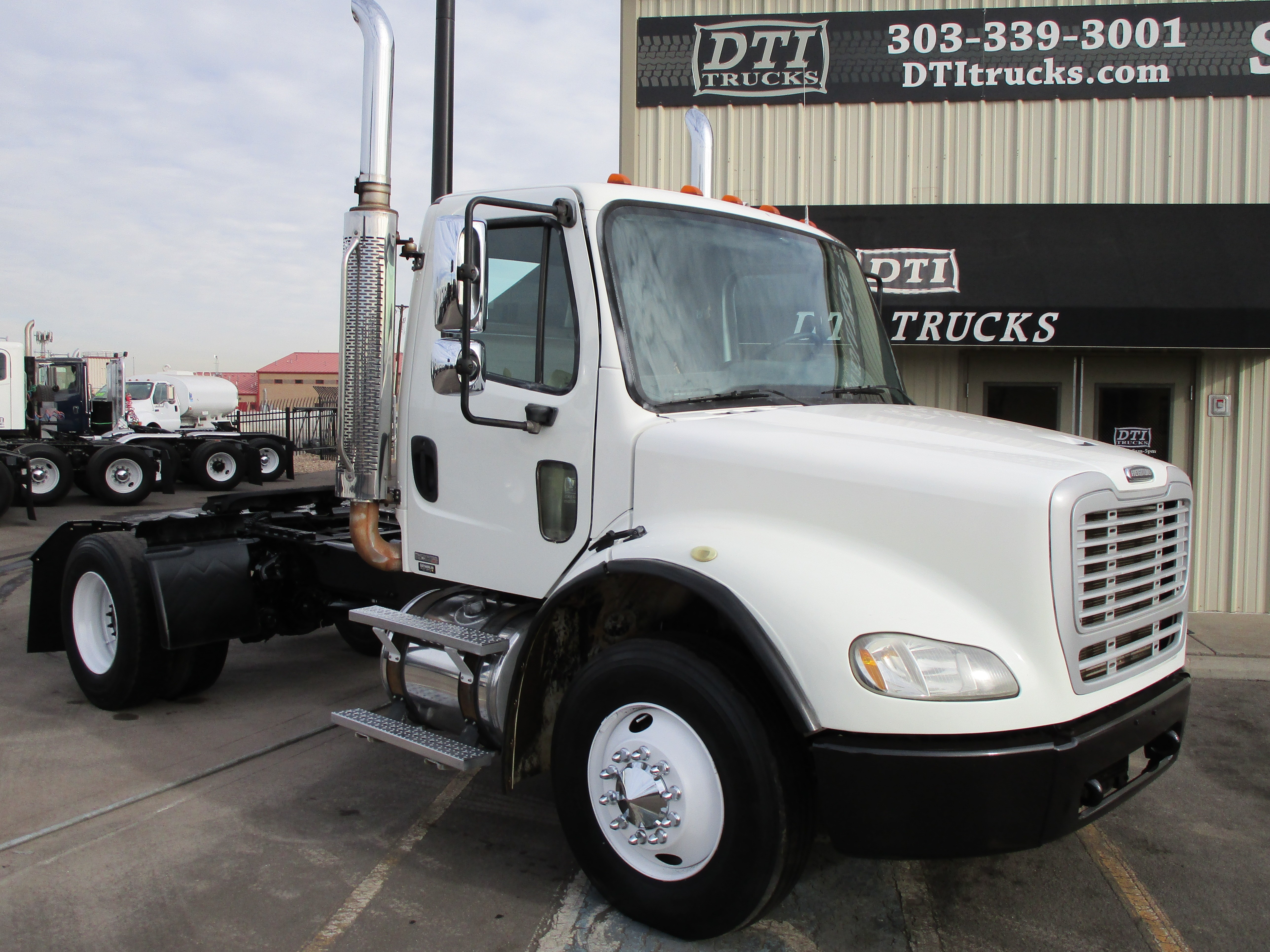 Heavy Duty Truck Dealer in Denver, CO | Truck Fabrication