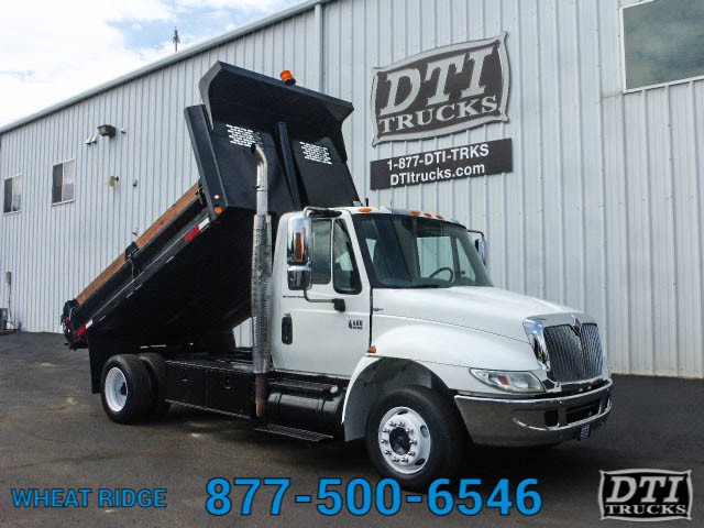 Commercial Truck Dealer in Denver | Sales, Parts & Service