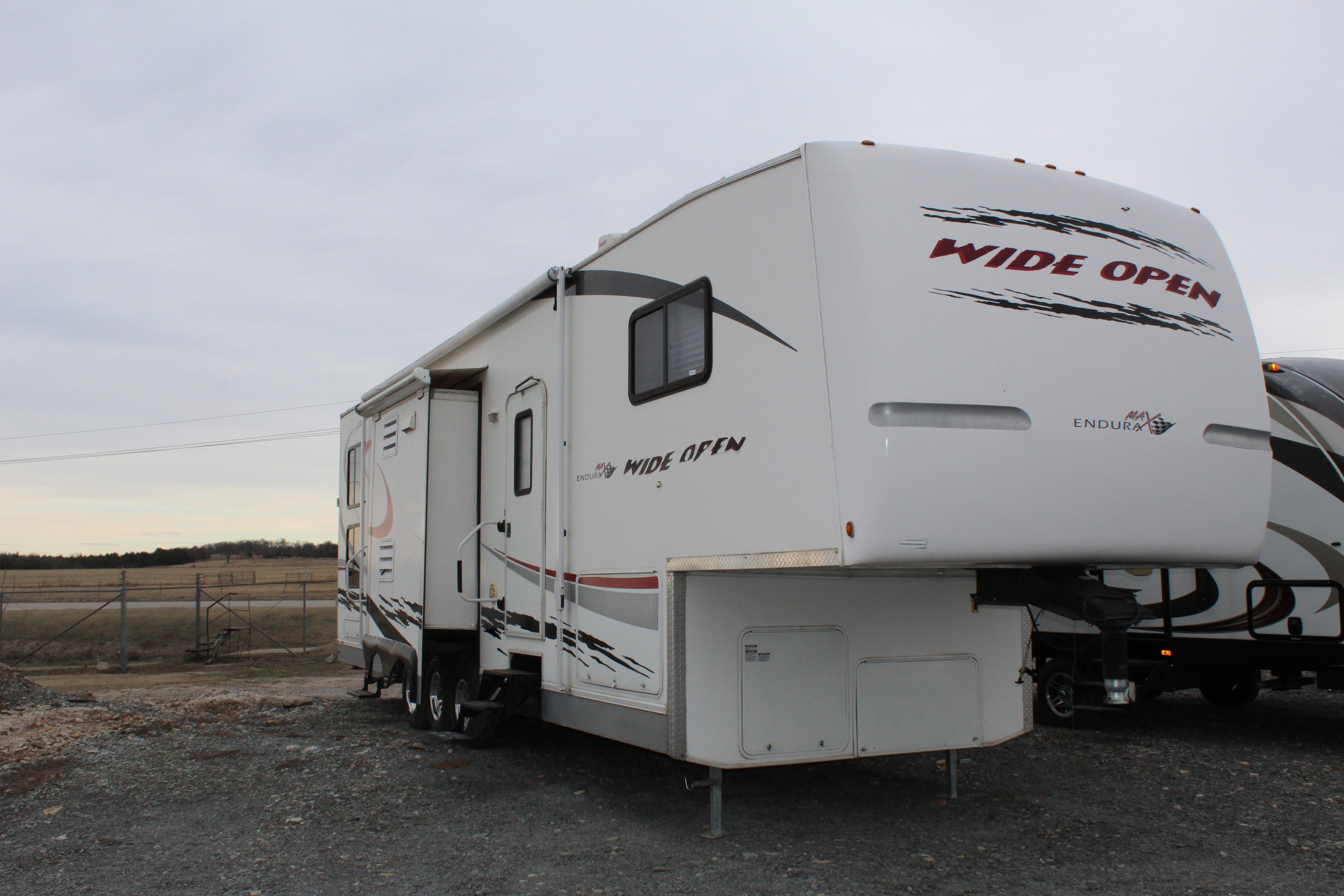 Used, 2007, Wide Open, 38 Max, Fifth Wheels