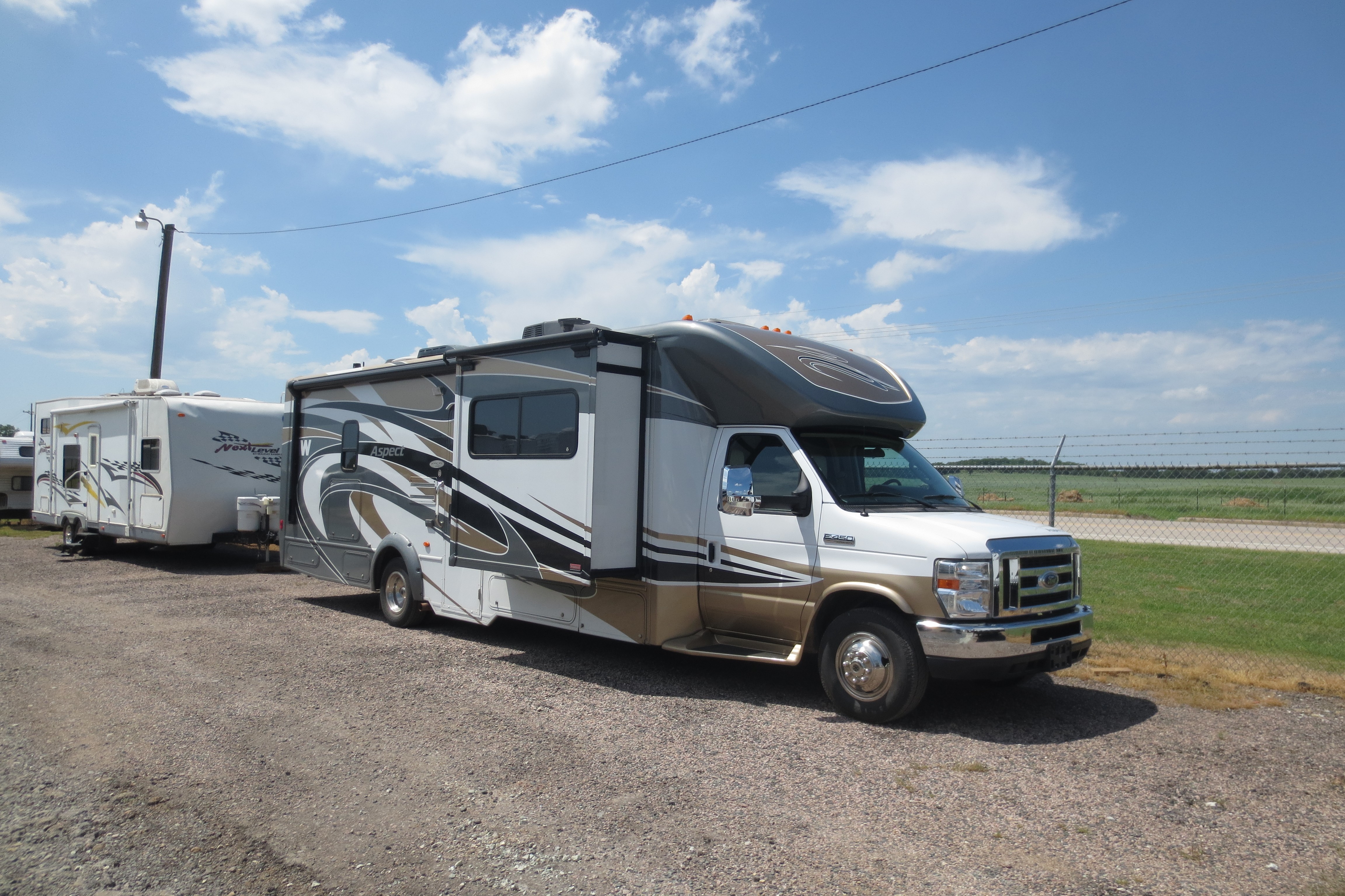2013 Winnebago Aspect 30C