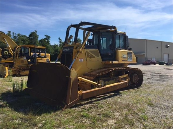 2015 KOMATSU D65WX-17