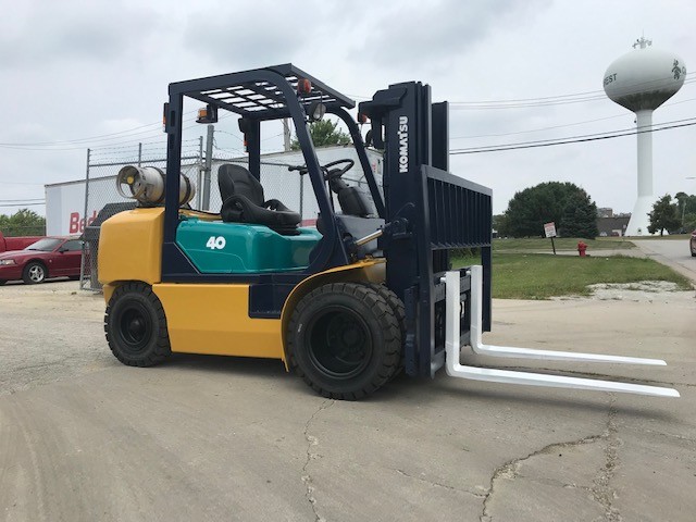 2003 Komatsu FG40ZT-7