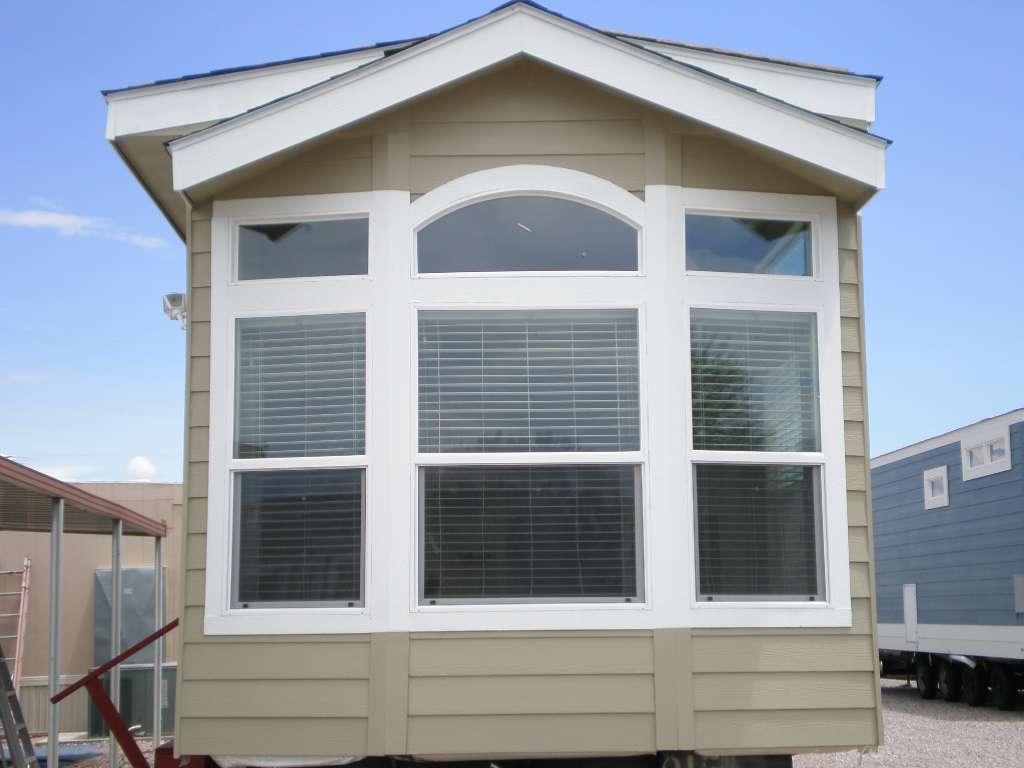 2018 Schult 2018 Freedom Carousel Kitchen