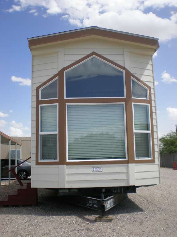 2018 Schult Legacy Loft w/U Kitchen